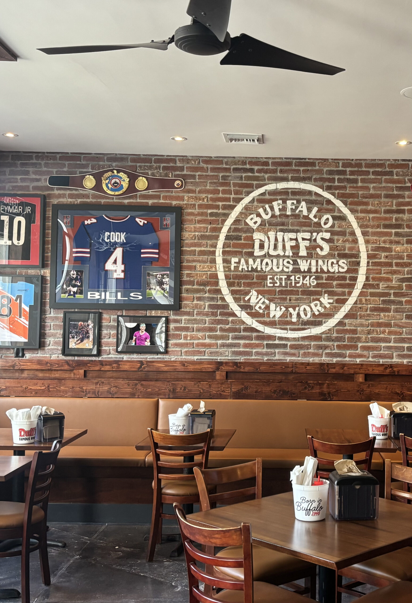 Sarasota, FL - Duff's
