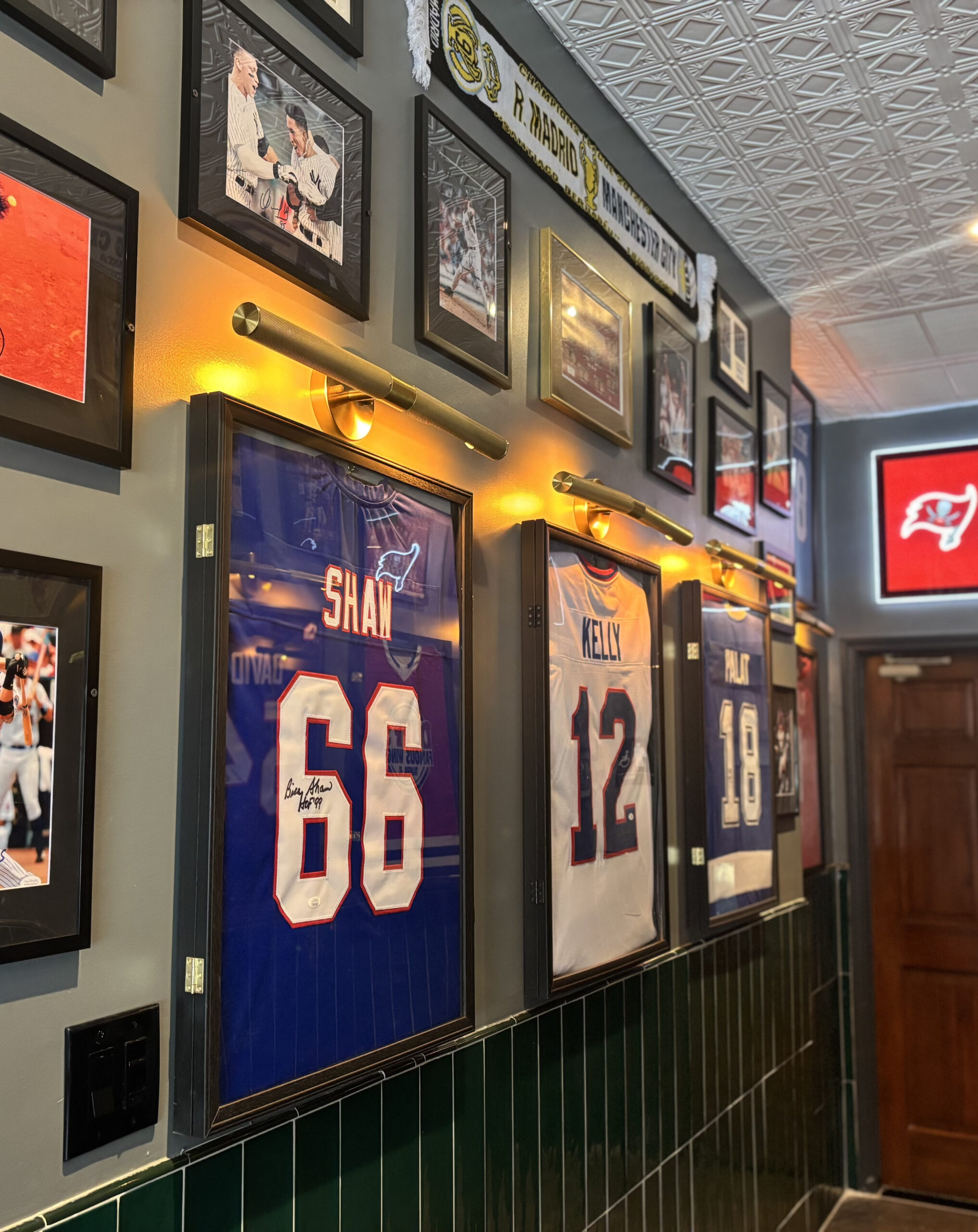 Sarasota, FL - Duff's